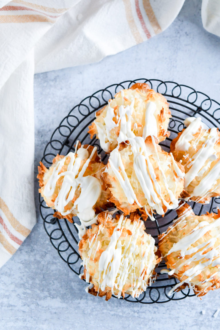 White Chocolate Macaroons - Keat's Eats
