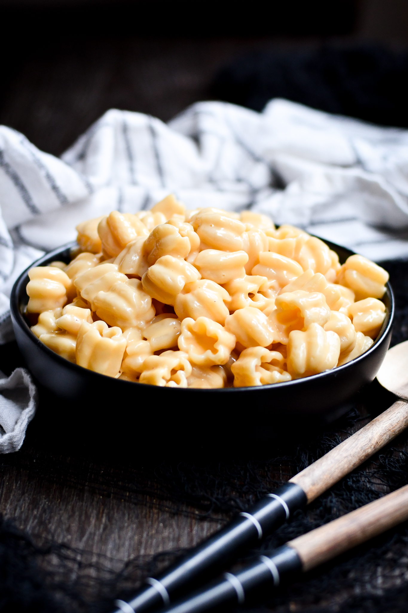 Halloween Mac and Cheese Recipe - Pumpkin Shaped - Keat's Eats